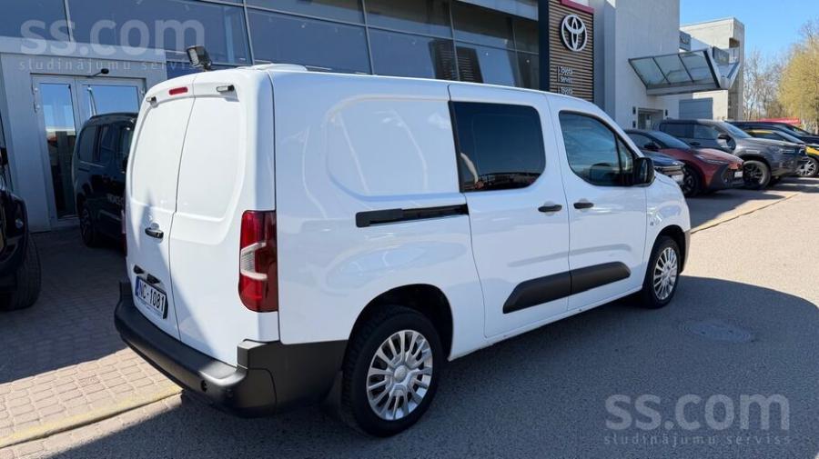 Balts Toyota Proace 2022 Rīga, ar dzinēja tilpumu 1.50 L un nobraukumu 59 tūkst. km par 14400 €, foto 5 vietnē AUTOMOTO.COM.LV