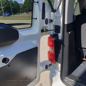 White Toyota Proace 2022 in Tallinn, with an engine capacity of 1.50 L and mileage of 46 thousand km for 22000 €, photo 15 on AUTOMOTO.COM.LV