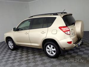 Smilšu krāsa Toyota RAV4 2012 Tallina, ar dzinēja tilpumu 2.00 L un nobraukumu 298 tūkst. km par 5499 €, foto 4 vietnē AUTOMOTO.COM.LV