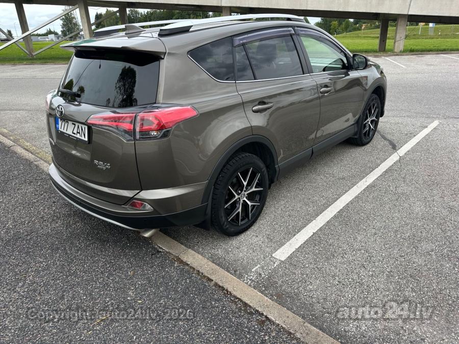 Beige Toyota RAV4 2017 in Tartu, with an engine capacity of 2.00 L and mileage of 72 thousand km for 17900 €, photo 21 on AUTOMOTO.COM.LV