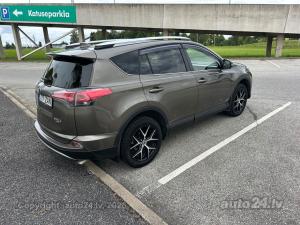 Beige Toyota RAV4 2017 in Tartu, with an engine capacity of 2.00 L and mileage of 72 thousand km for 17900 €, photo 22 on AUTOMOTO.COM.LV