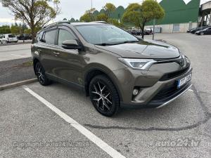 Beige Toyota RAV4 2017 in Tartu, with an engine capacity of 2.00 L and mileage of 72 thousand km for 17900 €, photo 24 on AUTOMOTO.COM.LV