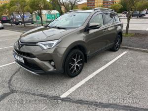 Beige Toyota RAV4 2017 in Tartu, with an engine capacity of 2.00 L and mileage of 72 thousand km for 17900 €, photo 26 on AUTOMOTO.COM.LV