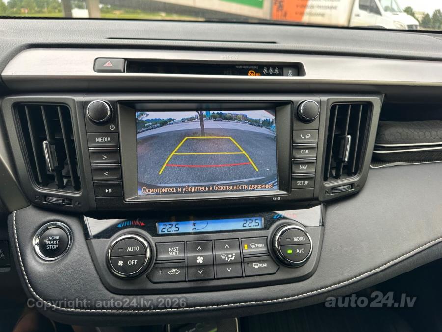 Beige Toyota RAV4 2017 in Tartu, with an engine capacity of 2.00 L and mileage of 72 thousand km for 17900 €, photo 29 on AUTOMOTO.COM.LV
