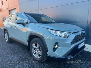 Smilšu krāsa Toyota RAV4 2022 Tallina, ar dzinēja tilpumu 2.00 L un nobraukumu 65 tūkst. km par 26950 €, foto 4 vietnē AUTOMOTO.COM.LV