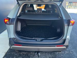 Smilšu krāsa Toyota RAV4 2022 Tallina, ar dzinēja tilpumu 2.00 L un nobraukumu 65 tūkst. km par 26950 €, foto 14 vietnē AUTOMOTO.COM.LV