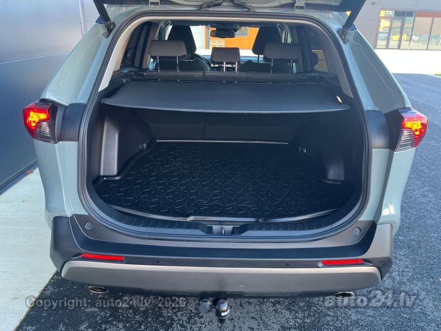 Smilšu krāsa Toyota RAV4 2022 Tallina, ar dzinēja tilpumu 2.00 L un nobraukumu 65 tūkst. km par 26950 €, foto 14 vietnē AUTOMOTO.COM.LV