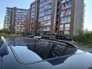 Black Toyota RAV4 2001 in Riga, with an engine capacity of 2.00 L and mileage of 304 thousand km for 2990 €, photo 6 on AUTOMOTO.COM.LV