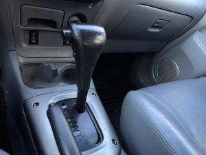 Black Toyota RAV4 2001 in Riga, with an engine capacity of 2.00 L and mileage of 304 thousand km for 2990 €, photo 15 on AUTOMOTO.COM.LV