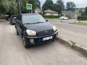 Черный Тойота РАВ 4 2002 в Рига, объемом двигателя 2.00 л и пробегом 249 тыс. км за 1900 €, фото  на AUTOMOTO.COM.LV