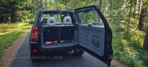 Melns Toyota RAV4 2002 Pērnava, ar dzinēja tilpumu 2.00 L un nobraukumu 325 tūkst. km par 2950 €, foto 8 vietnē AUTOMOTO.COM.LV
