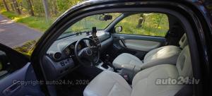 Melns Toyota RAV4 2002 Pērnava, ar dzinēja tilpumu 2.00 L un nobraukumu 325 tūkst. km par 2950 €, foto 14 vietnē AUTOMOTO.COM.LV
