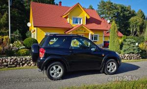 Melns Toyota RAV4 2002 Pērnava, ar dzinēja tilpumu 2.00 L un nobraukumu 325 tūkst. km par 2950 €, foto 18 vietnē AUTOMOTO.COM.LV