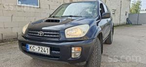 Black Toyota RAV4 2002 in Daugavpils, with an engine capacity of 2.00 L and mileage of 342 thousand km for 1550 €, photo 3 on AUTOMOTO.COM.LV