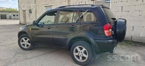 Black Toyota RAV4 2002 in Daugavpils, with an engine capacity of 2.00 L and mileage of 342 thousand km for 1550 €, photo 8 on AUTOMOTO.COM.LV