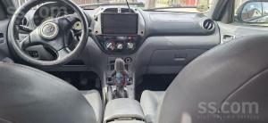 Black Toyota RAV4 2002 in Daugavpils, with an engine capacity of 2.00 L and mileage of 342 thousand km for 1550 €, photo 23 on AUTOMOTO.COM.LV