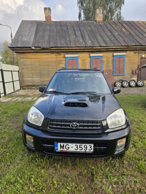 Черный Тойота РАВ 4 2002 в Даугавпилс, объемом двигателя 2.00 л и пробегом 183 тыс. км за 3500 €, фото 5 на AUTOMOTO.COM.LV
