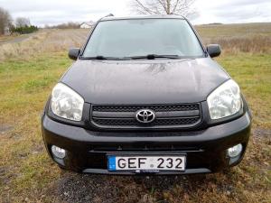 Melns Toyota RAV4 2003 Viļņa, ar dzinēja tilpumu 2.00 L un nobraukumu 253 tūkst. km par 3500 €, foto 9 vietnē AUTOMOTO.COM.LV