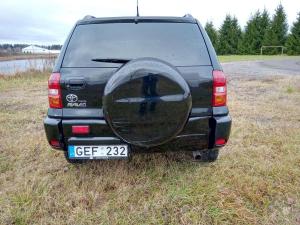 Melns Toyota RAV4 2003 Viļņa, ar dzinēja tilpumu 2.00 L un nobraukumu 253 tūkst. km par 3500 €, foto 11 vietnē AUTOMOTO.COM.LV