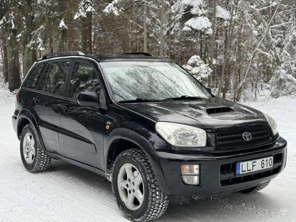 Melns Toyota RAV4 2003 Mažeikiai, ar dzinēja tilpumu 2.00 L un nobraukumu 245 tūkst. km par 2800 €, foto 6 vietnē AUTOMOTO.COM.LV