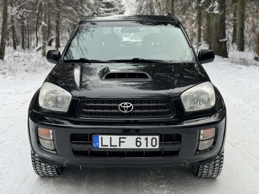Melns Toyota RAV4 2003 Mažeikiai, ar dzinēja tilpumu 2.00 L un nobraukumu 245 tūkst. km par 2800 €, foto 7 vietnē AUTOMOTO.COM.LV