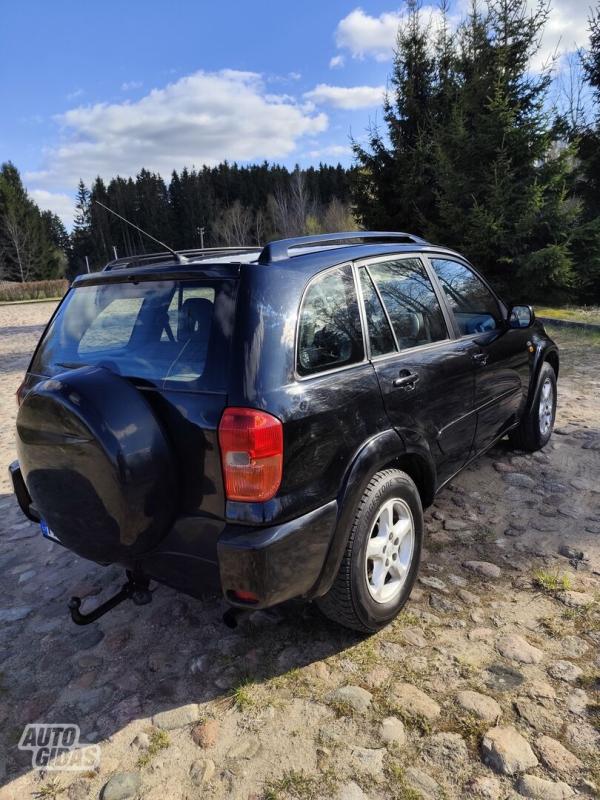 Black Toyota RAV4 2003 in Telschi, with an engine capacity of 2.00 L and mileage of 309 thousand km for 2650 €, photo 5 on AUTOMOTO.COM.LV