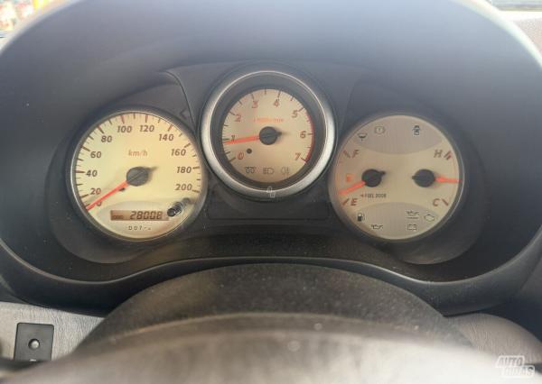 Melns Toyota RAV4 2003 Viļņa, ar dzinēja tilpumu 2.00 L un nobraukumu 280 tūkst. km par 1850 €, foto 8 vietnē AUTOMOTO.COM.LV
