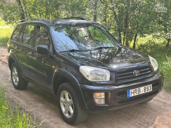 Melns Toyota RAV4 2003 Viļņa, ar dzinēja tilpumu 2.00 L un nobraukumu 360 tūkst. km par 3000 €, foto 1 vietnē AUTOMOTO.COM.LV