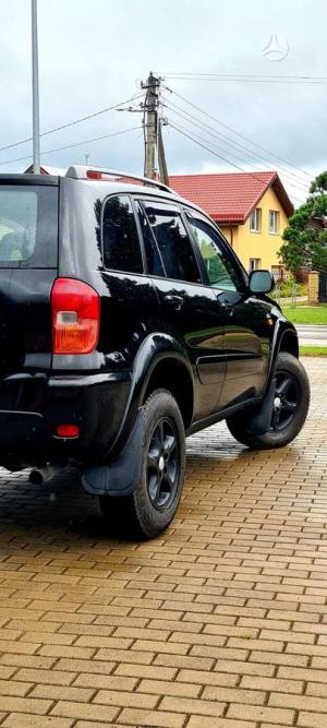 Melns Toyota RAV4 2003 Viļņa, ar dzinēja tilpumu 2.00 L un nobraukumu 280 tūkst. km par 4300 €, foto 11 vietnē AUTOMOTO.COM.LV