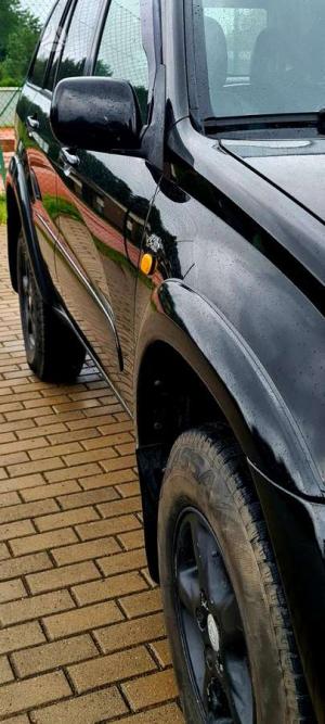 Melns Toyota RAV4 2003 Viļņa, ar dzinēja tilpumu 2.00 L un nobraukumu 280 tūkst. km par 4300 €, foto 24 vietnē AUTOMOTO.COM.LV
