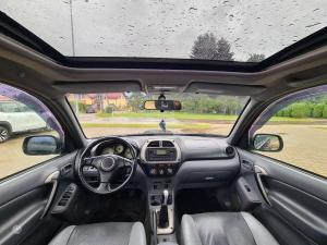 Melns Toyota RAV4 2003 Viļņa, ar dzinēja tilpumu 2.00 L un nobraukumu 280 tūkst. km par 4300 €, foto 34 vietnē AUTOMOTO.COM.LV