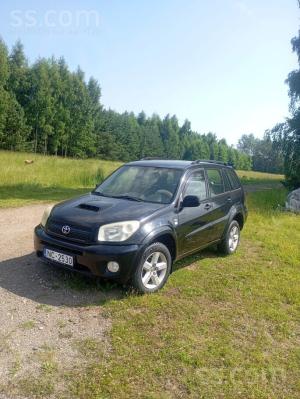 Melns Toyota RAV4 2004 Ludza, ar dzinēja tilpumu 2.00 L un nobraukumu 287 tūkst. km par 1500 €, foto  vietnē AUTOMOTO.COM.LV