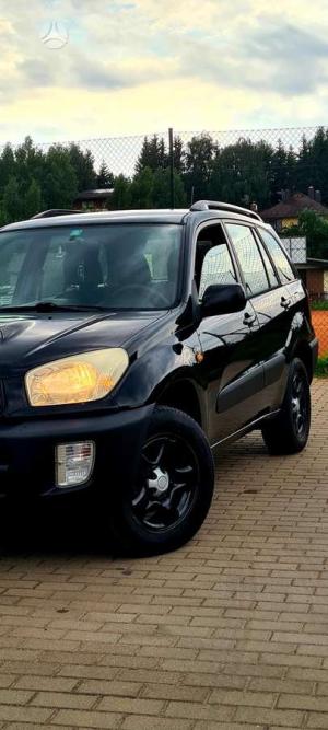 Black Toyota RAV4 2004 in Vilnius, with an engine capacity of 2.00 L and mileage of 320 thousand km for 2500 €, photo 13 on AUTOMOTO.COM.LV