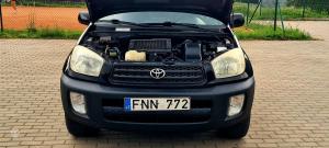 Black Toyota RAV4 2004 in Vilnius, with an engine capacity of 2.00 L and mileage of 320 thousand km for 2500 €, photo 26 on AUTOMOTO.COM.LV