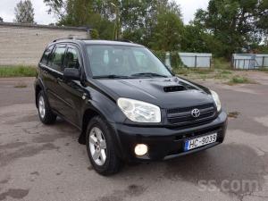 Черный Тойота РАВ 4 2004 в Рига, объемом двигателя 2.00 л и пробегом 277 тыс. км за 2850 €, фото 3 на AUTOMOTO.COM.LV