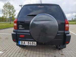 Black Toyota RAV4 2005 in Riga, with an engine capacity of 1.80 L and mileage of 250 thousand km for 4100 €, photo 12 on AUTOMOTO.COM.LV