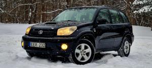 Black Toyota RAV4 2005 in Vilnius, with an engine capacity of 2.00 L and mileage of 324 thousand km for 3750 €, photo 2 on AUTOMOTO.COM.LV