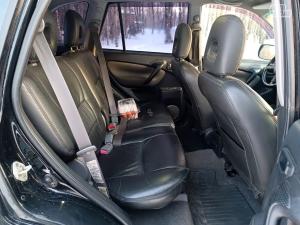 Melns Toyota RAV4 2005 Šauļi, ar dzinēja tilpumu 2.00 L un nobraukumu 320 tūkst. km par 3750 €, foto 12 vietnē AUTOMOTO.COM.LV
