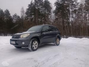 Black Toyota RAV4 2005 in Varena, with an engine capacity of 2.00 L and mileage of 269 thousand km for 3150 €, photo 7 on AUTOMOTO.COM.LV