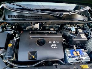 Black Toyota RAV4 2006 in Vilnius, with an engine capacity of 2.20 L and mileage of 300 thousand km for 4590 €, photo 14 on AUTOMOTO.COM.LV