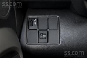 Black Toyota RAV4 2006 in Riga, with an engine capacity of 2.20 L and mileage of 0 thousand km for 4500 €, photo 15 on AUTOMOTO.COM.LV