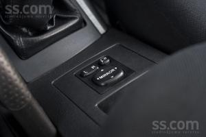 Black Toyota RAV4 2006 in Riga, with an engine capacity of 2.20 L and mileage of 0 thousand km for 4500 €, photo 23 on AUTOMOTO.COM.LV