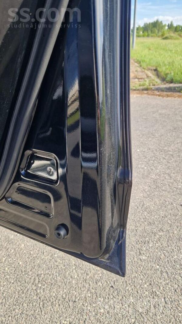 Black Toyota RAV4 2006 in Riga, with an engine capacity of 2.20 L and mileage of 81 thousand km for 6950 €, photo 9 on AUTOMOTO.COM.LV