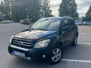 Melns Toyota RAV4 2006 Rīga, ar dzinēja tilpumu 2.20 L un nobraukumu 325 tūkst. km par 2700 €, foto 7 vietnē AUTOMOTO.COM.LV