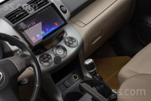 Black Toyota RAV4 2006 in Riga, with an engine capacity of 2.20 L and mileage of 0 thousand km for 1995 €, photo 12 on AUTOMOTO.COM.LV