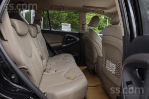 Black Toyota RAV4 2006 in Riga, with an engine capacity of 2.20 L and mileage of 0 thousand km for 1995 €, photo 14 on AUTOMOTO.COM.LV