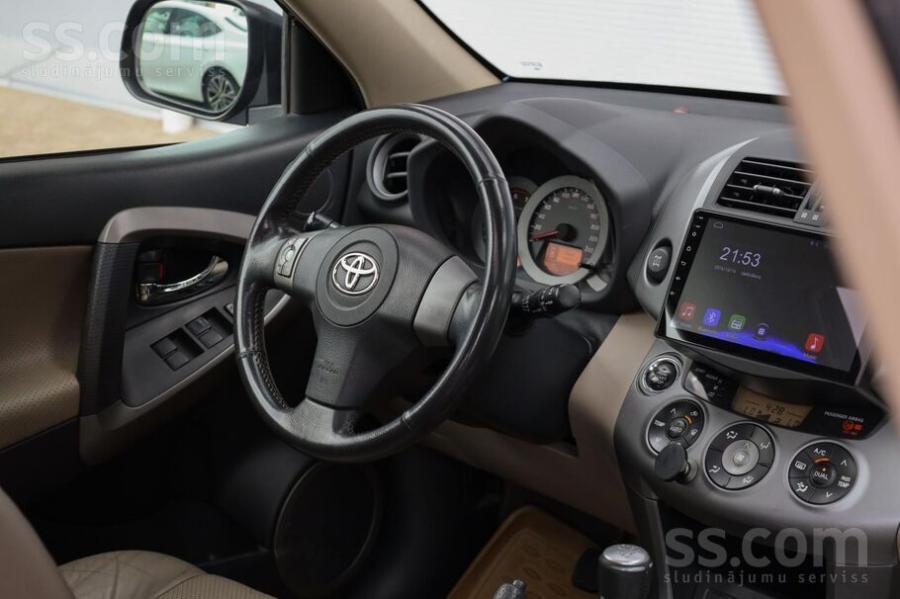Black Toyota RAV4 2006 in Riga, with an engine capacity of 2.20 L and mileage of 0 thousand km for 1995 €, photo 16 on AUTOMOTO.COM.LV