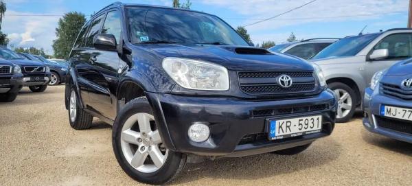 Black Toyota RAV4 2006 in Riga, with an engine capacity of 2.00 L and mileage of 370 thousand km for 2990 €, photo 1 on AUTOMOTO.COM.LV