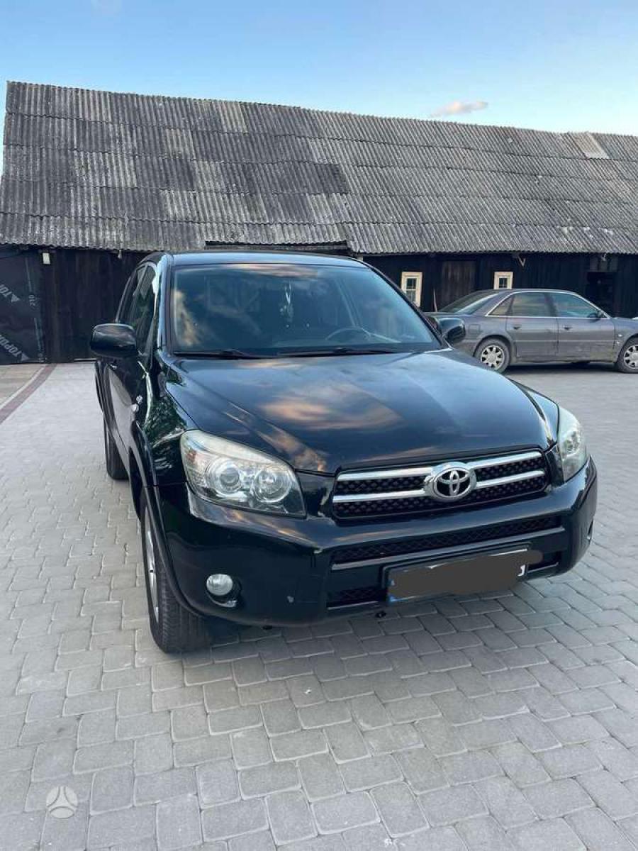 Melns Toyota RAV4 2006 Kėdainiai, ar dzinēja tilpumu 2.20 L un nobraukumu 200 tūkst. km par 4200 €, foto 8 vietnē AUTOMOTO.COM.LV