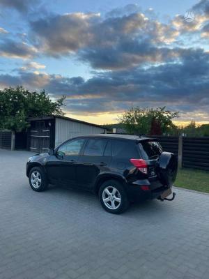 Melns Toyota RAV4 2006 Kėdainiai, ar dzinēja tilpumu 2.20 L un nobraukumu 200 tūkst. km par 4200 €, foto 12 vietnē AUTOMOTO.COM.LV